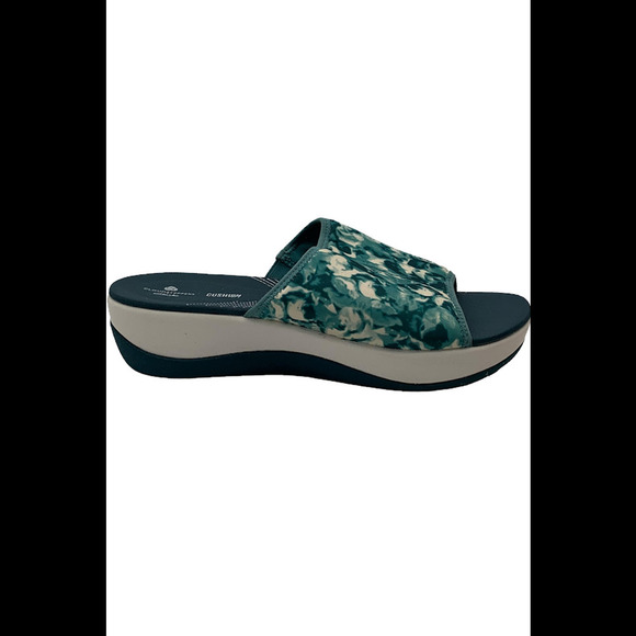 Clarks | Shoes | Clarks Cloudsteppers Jersey Slide Sandals Arla Nora ...